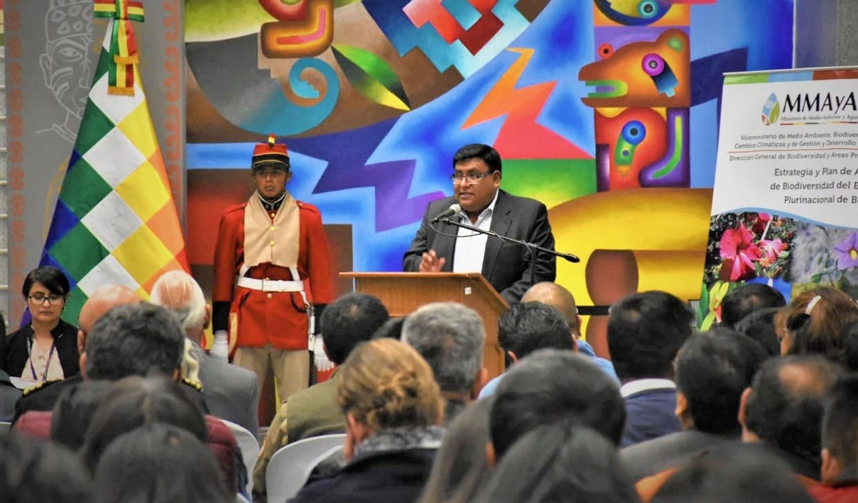 MMAyA | La Época - Con sentido del momento histórico