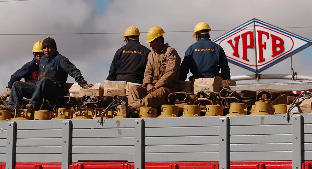 YPFB | La Época - Con sentido del momento histórico